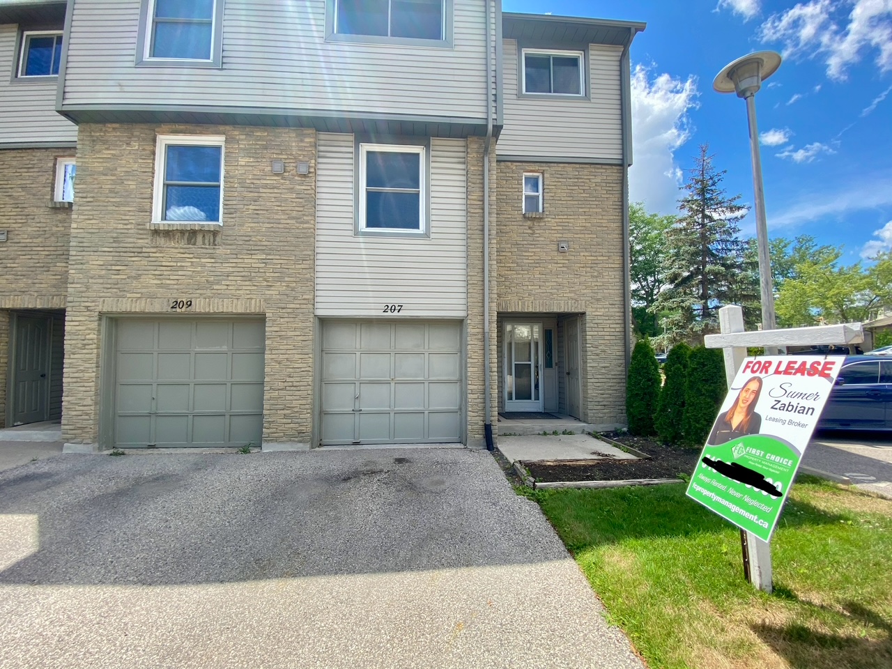 LEASED****For Rent – Rare 4-Bedroom Corner Unit in South London ...